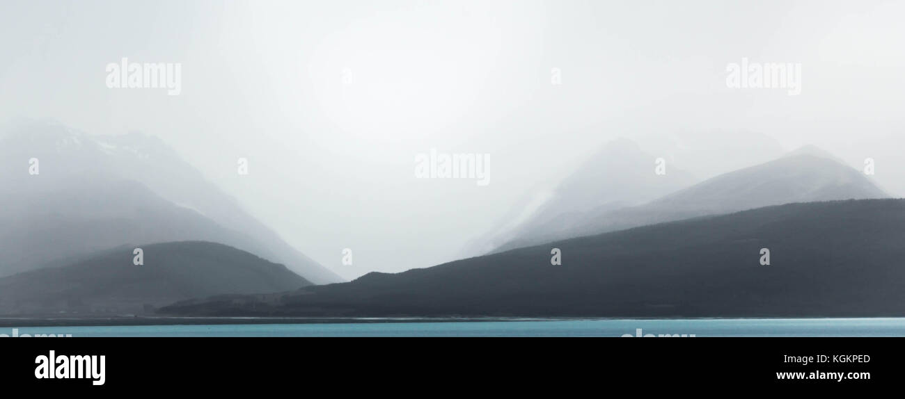 Minimalist cook hi-res stock photography and images - Alamy