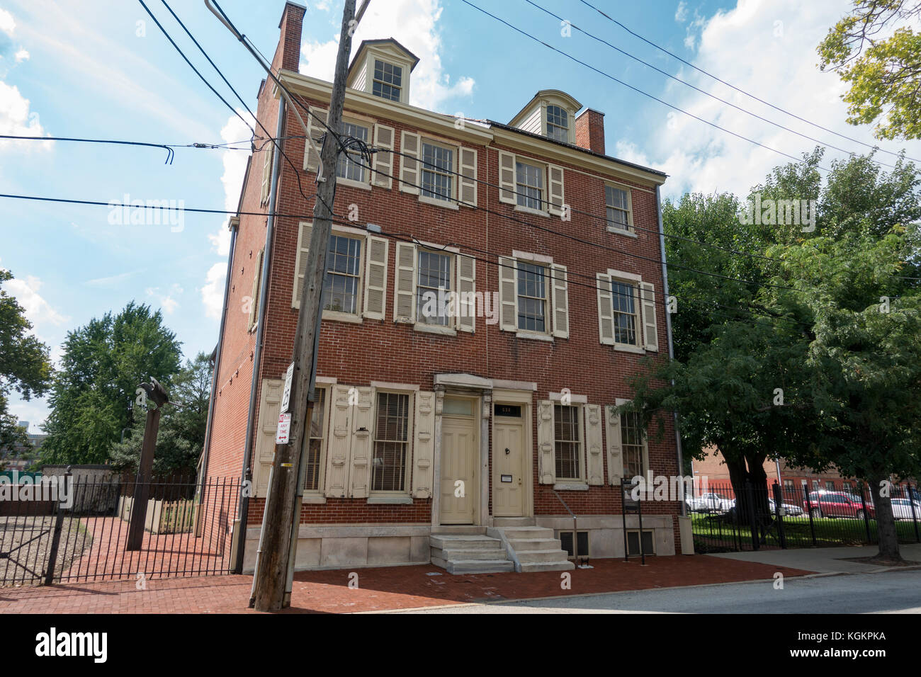 Edgar allan poe house hi-res stock photography and images - Alamy