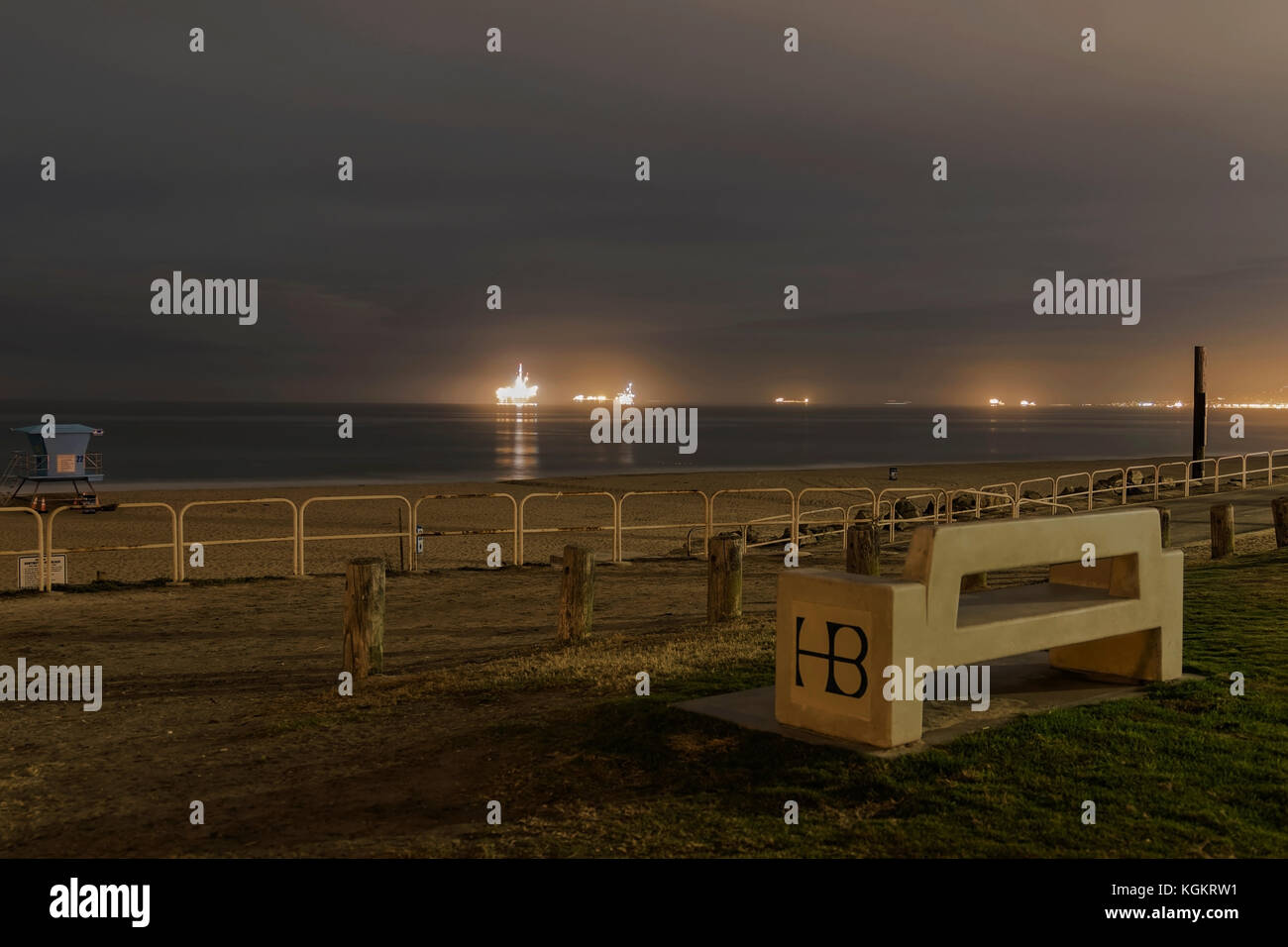 Beach park at night Stock Photo - Alamy