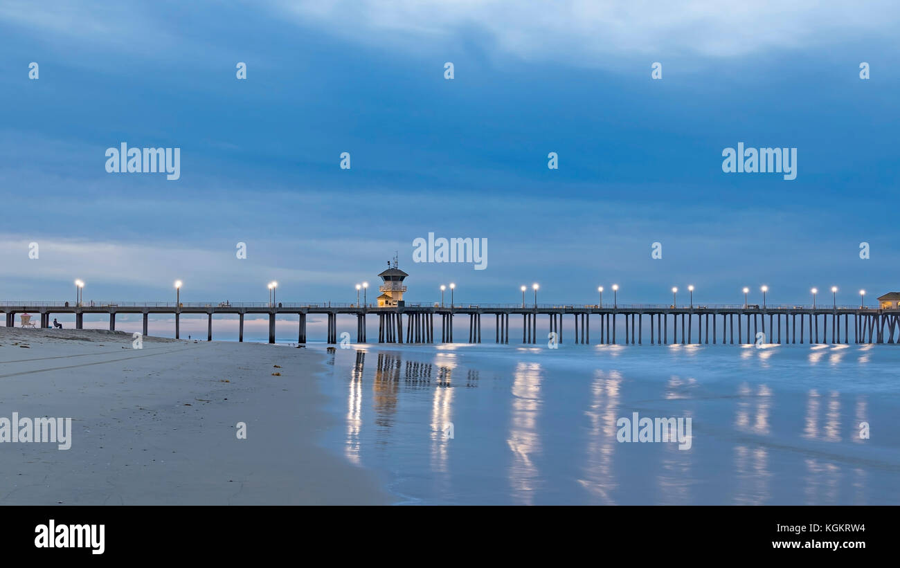 Huntington beach pier night california hi-res stock photography and ...