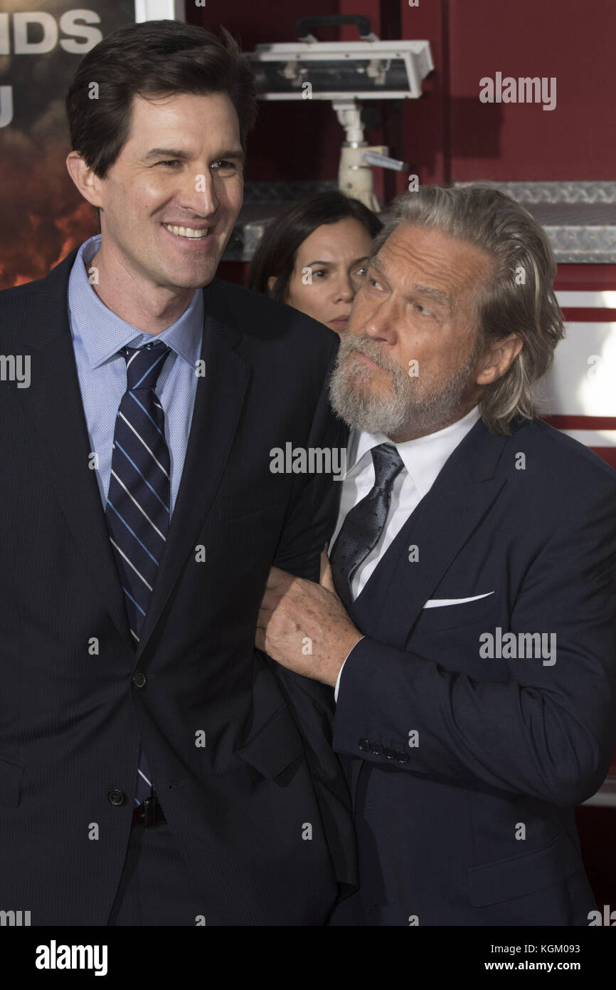 Joseph kosinski jeff bridges hi-res stock photography and images - Alamy