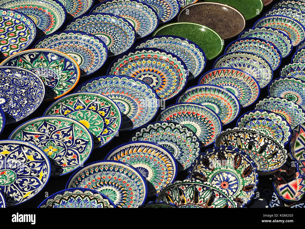 Bukhara: original ceramic plates Stock Photo - Alamy
