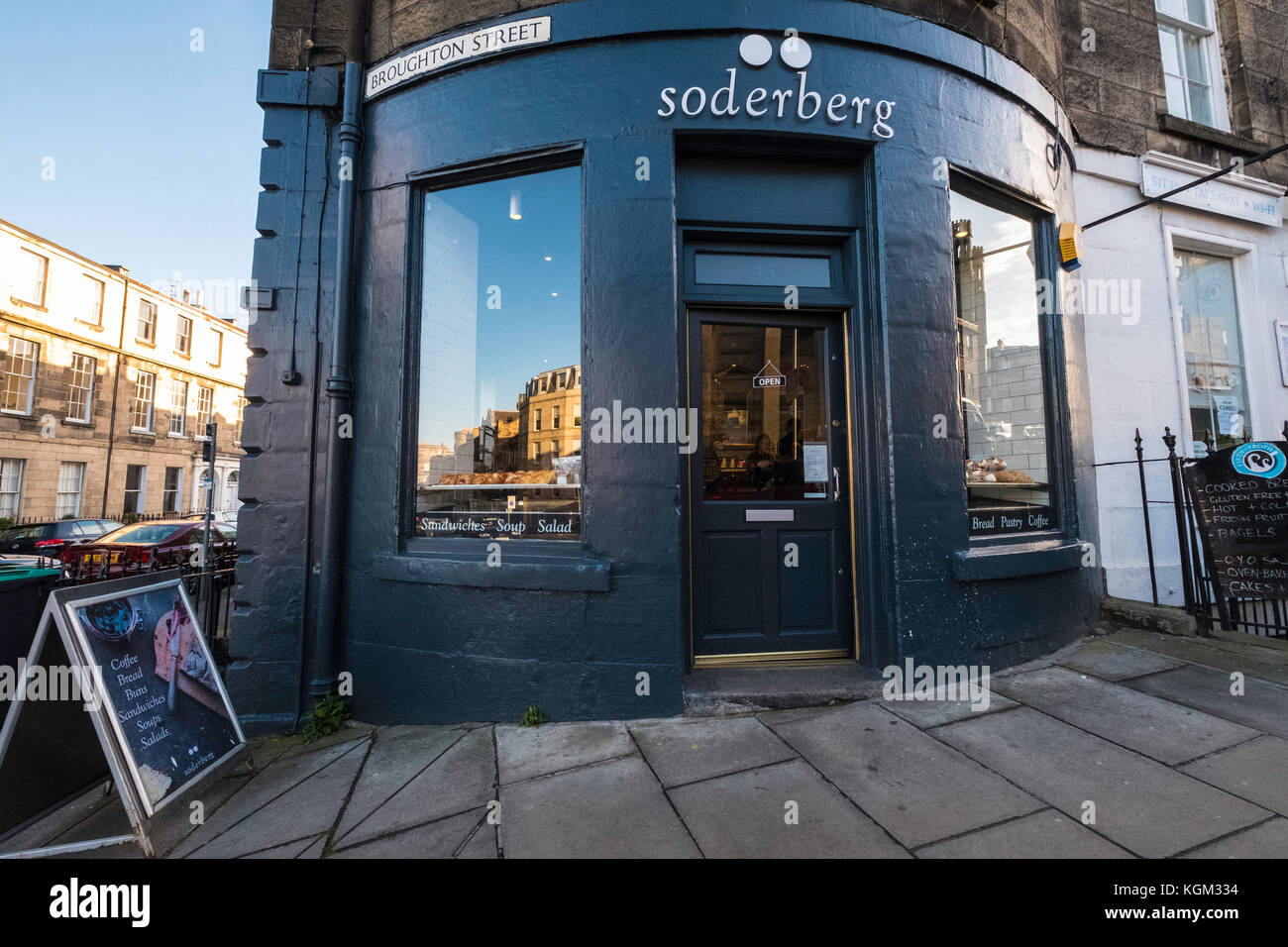 Bakery exterior hi-res stock photography and images - Alamy