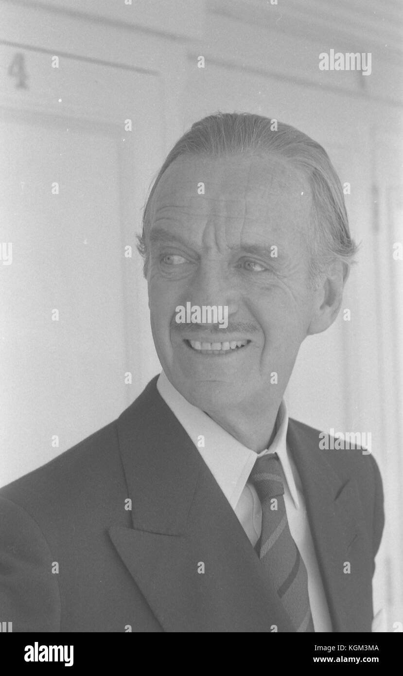 1970 david niven hi-res stock photography and images - Alamy