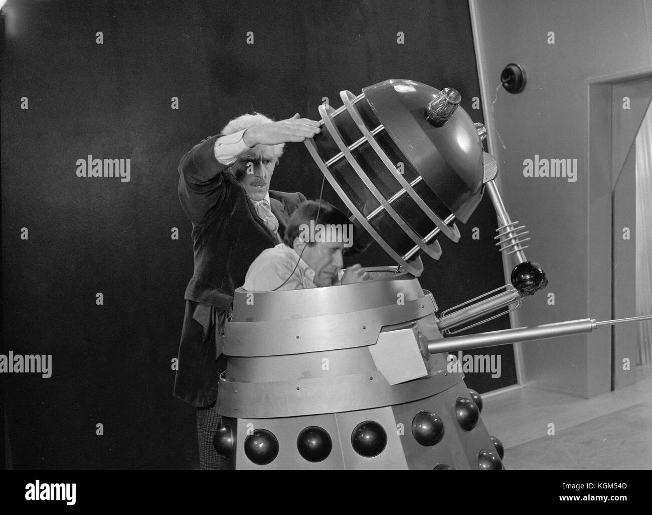 Dr. Who and the Daleks (1966) , Peter Cushing , Roy Castle Date: 1965 Stock Photo - Alamy