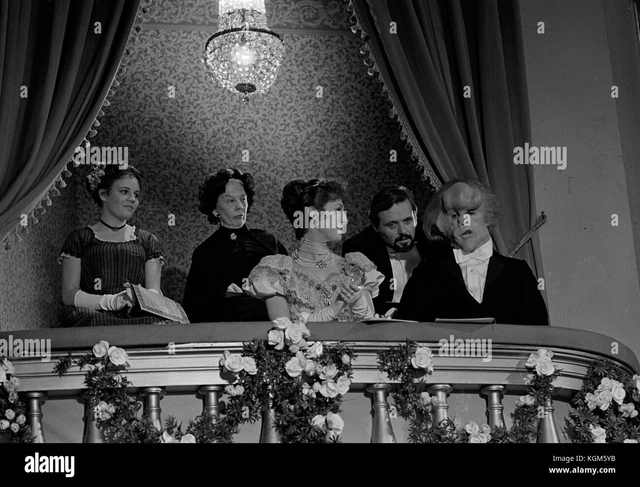 The Elephant Man (1980) Lesley Dunlop, John Hurt , Anthony Hopkins ...