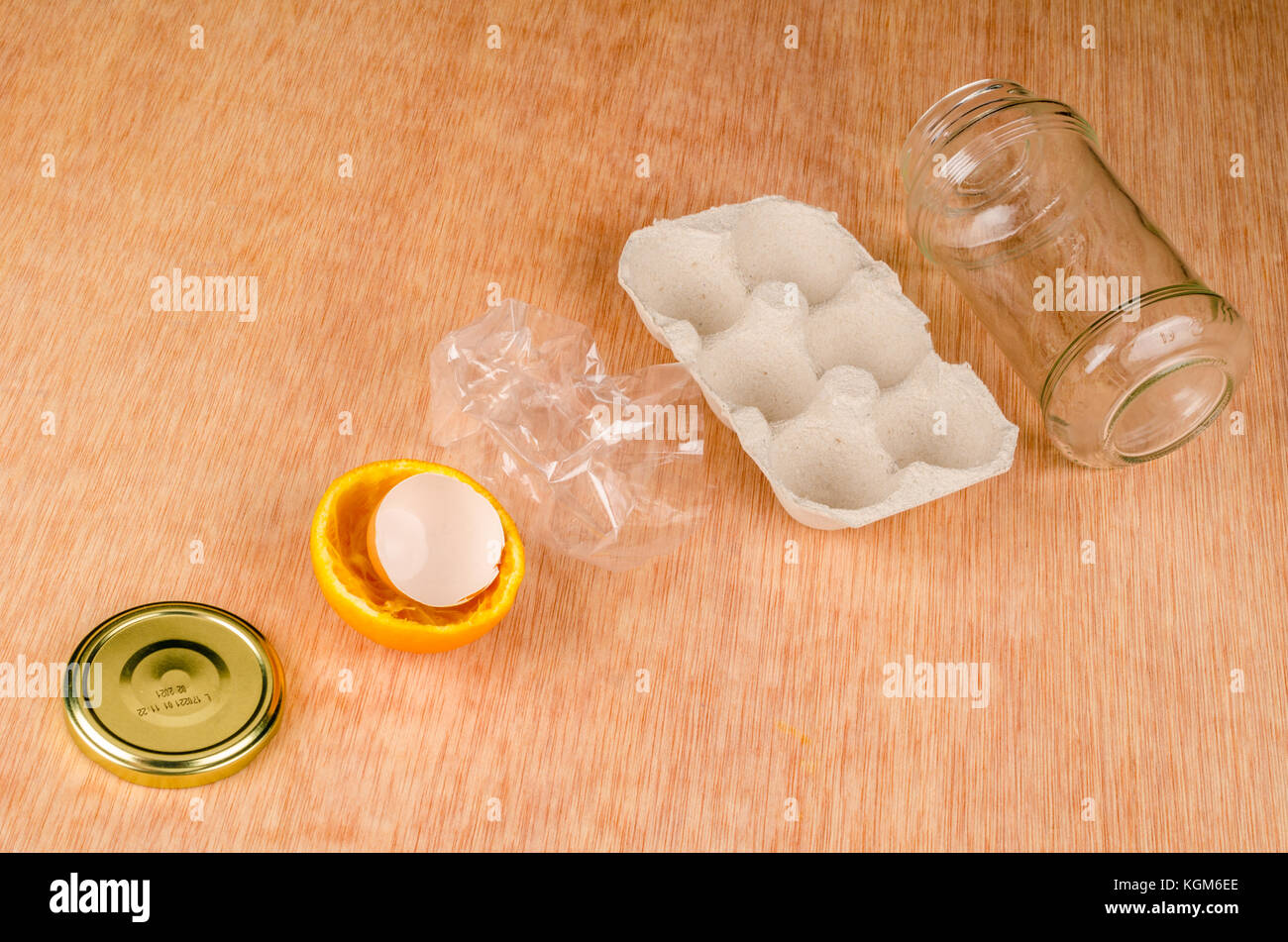 Differents types of refuse selected by their type Stock Photo - Alamy