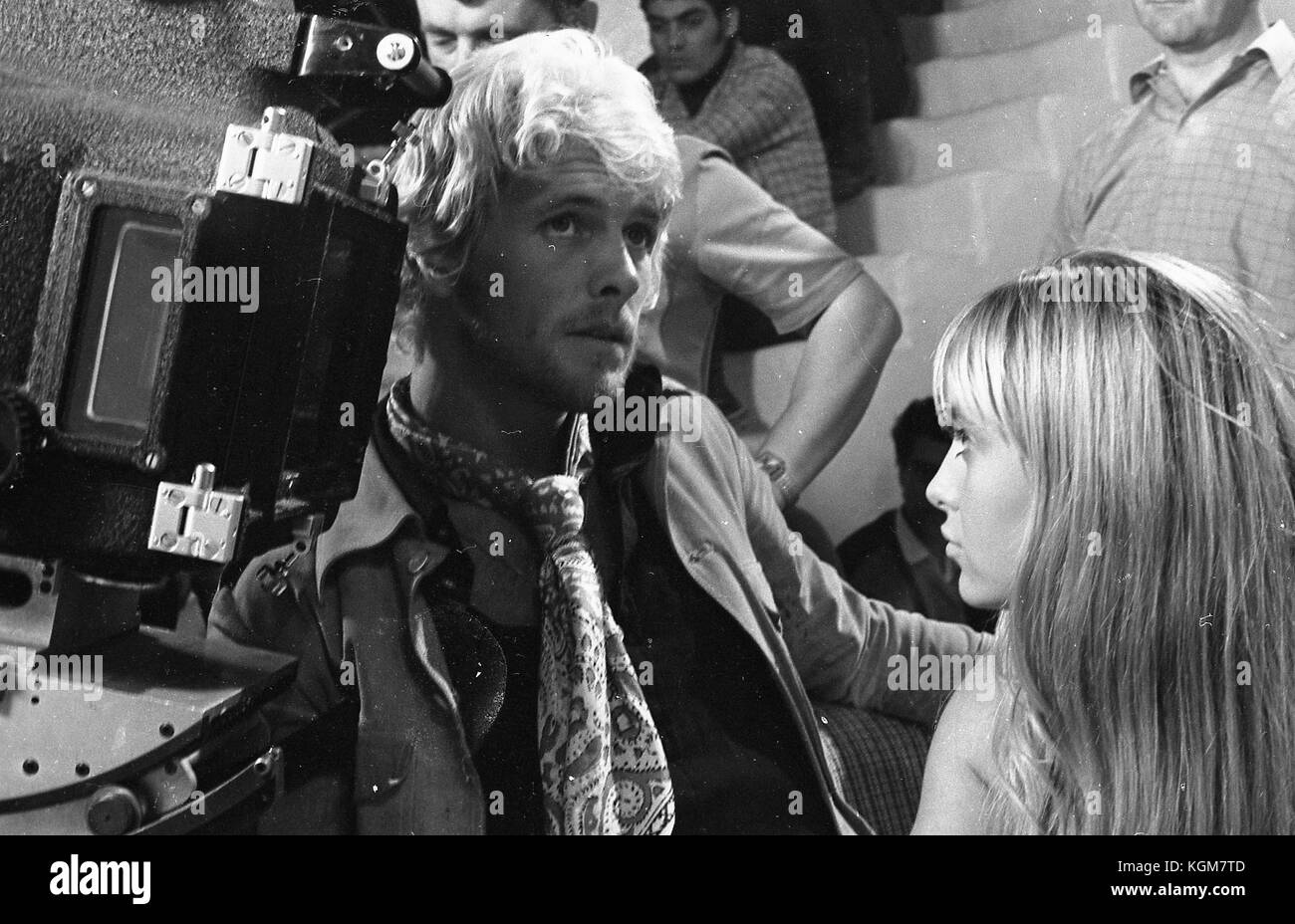 Eyewitness (1970) , Susan George , Tony Bonner Date: 1970 Stock Photo ...