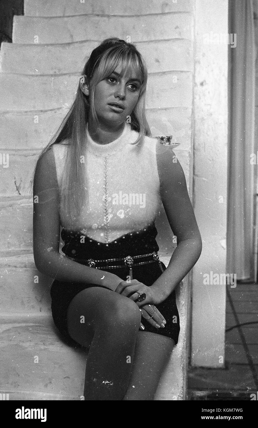 Eyewitness (1970) , Susan George Date: 1970 Stock Photo - Alamy