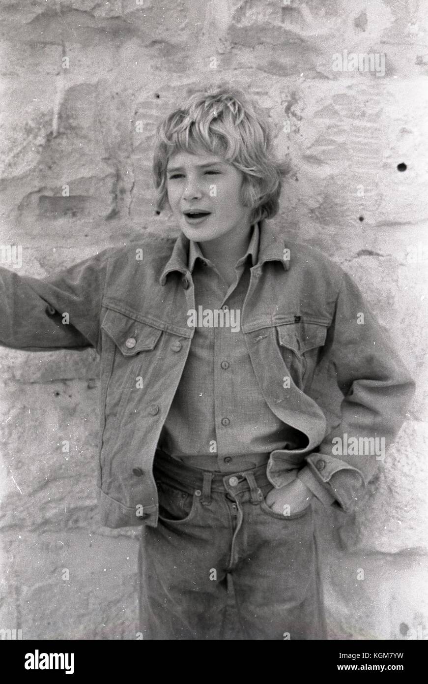 Eyewitness (1970) , Mark Lester Date: 1970 Stock Photo - Alamy