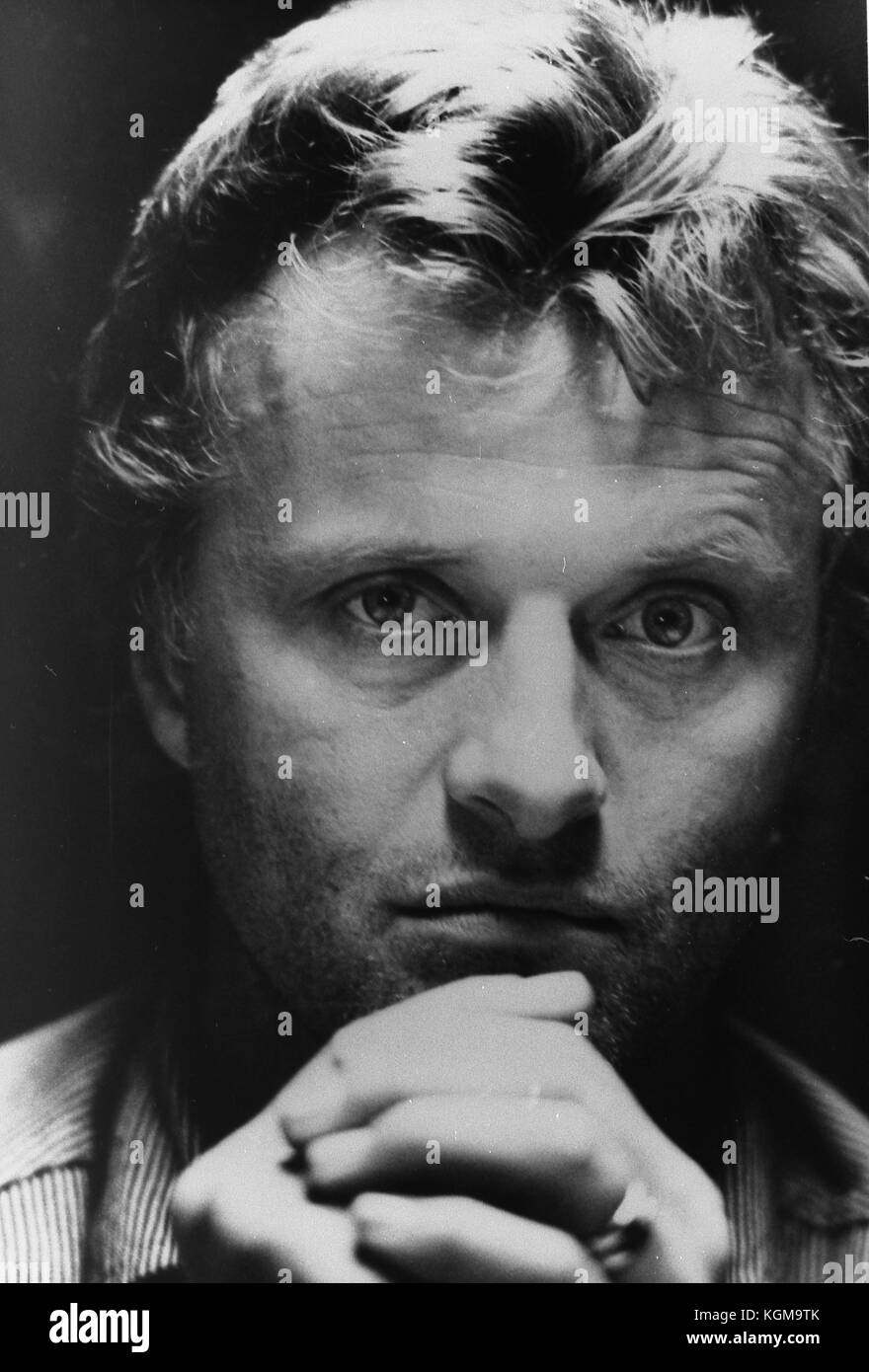 The hitcher rutger hauer hi-res stock photography and images - Alamy