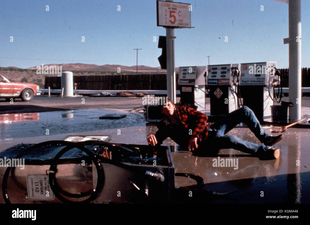 The Hitcher (1986) , C Thomas Howell Date: 1986 Stock Photo - Alamy