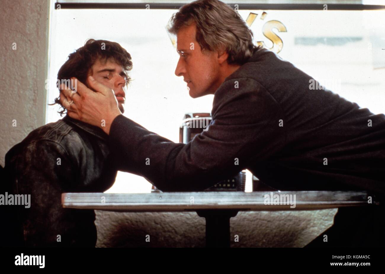 The Hitcher (1986) Rutger Hauer , C Thomas Howell Date: 1986 Stock ...