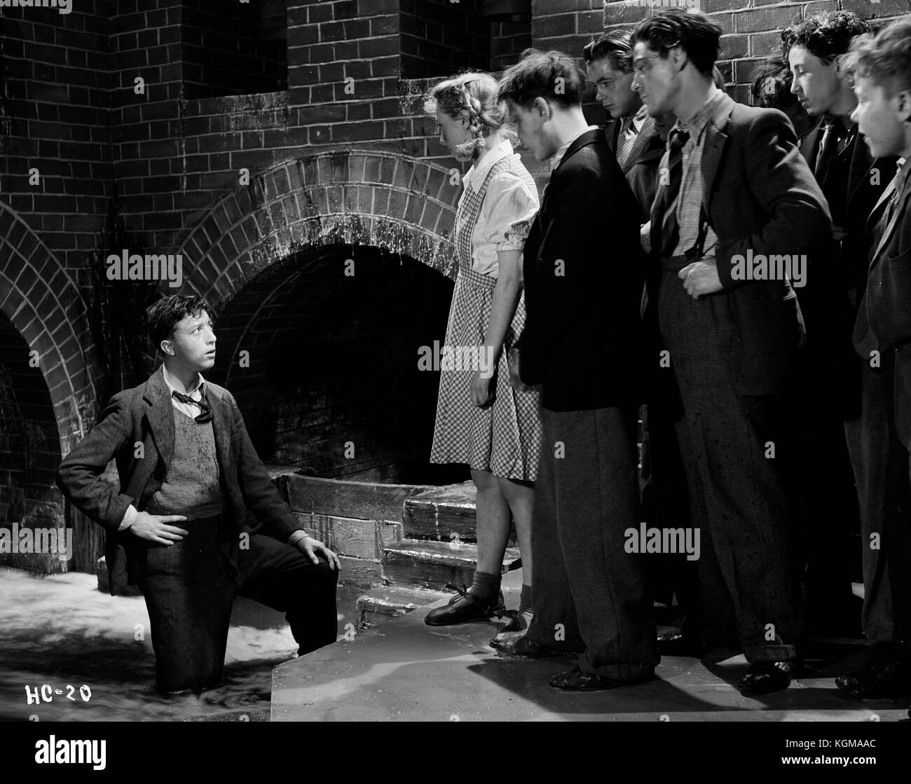 Hue and Cry (1947) , Harry Fowler , Joan Dowling Stock Photo - Alamy