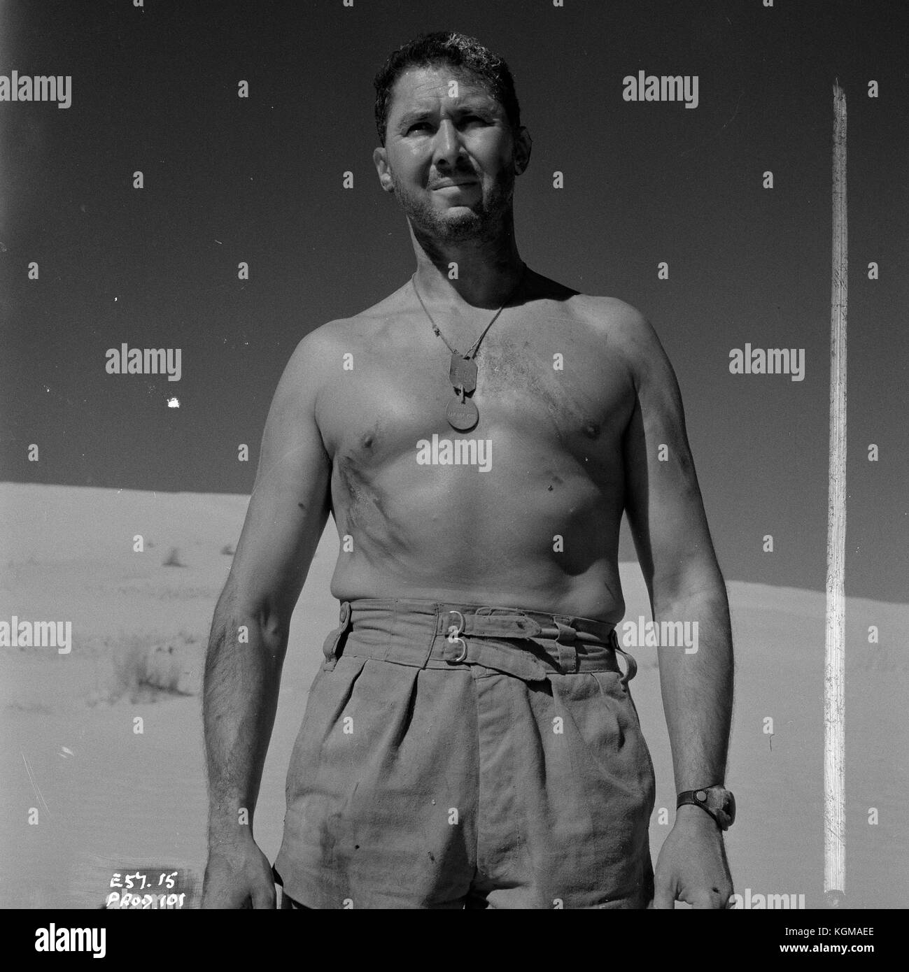 Ice Cold in Alex (1957) , Anthony Quayle Date: 1957 Stock Photo - Alamy