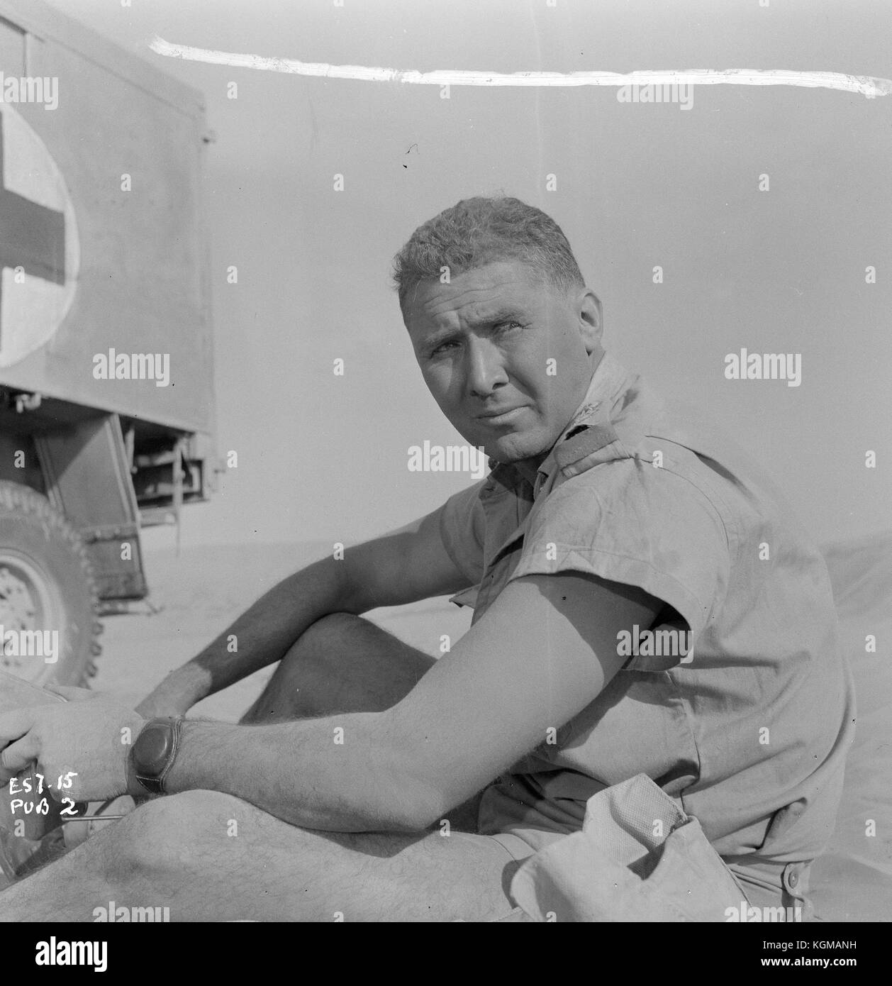 Ice Cold in Alex (1957) , Anthony Quayle Date: 1957 Stock Photo - Alamy