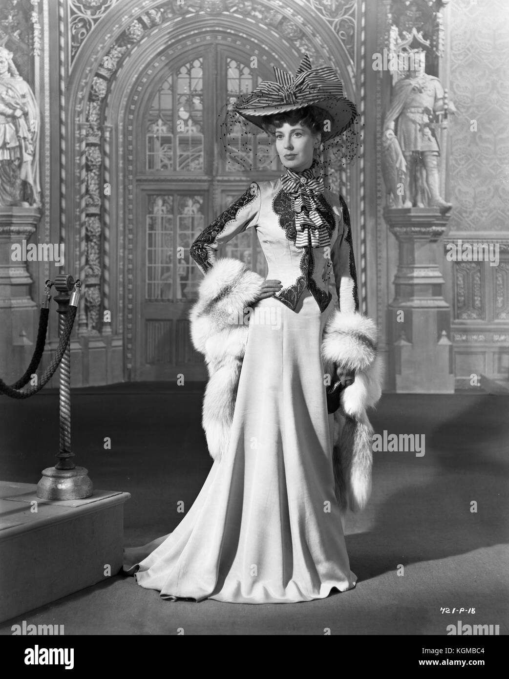 Kind Hearts and Coronets (1949) , Joan Greenwood Stock Photo - Alamy