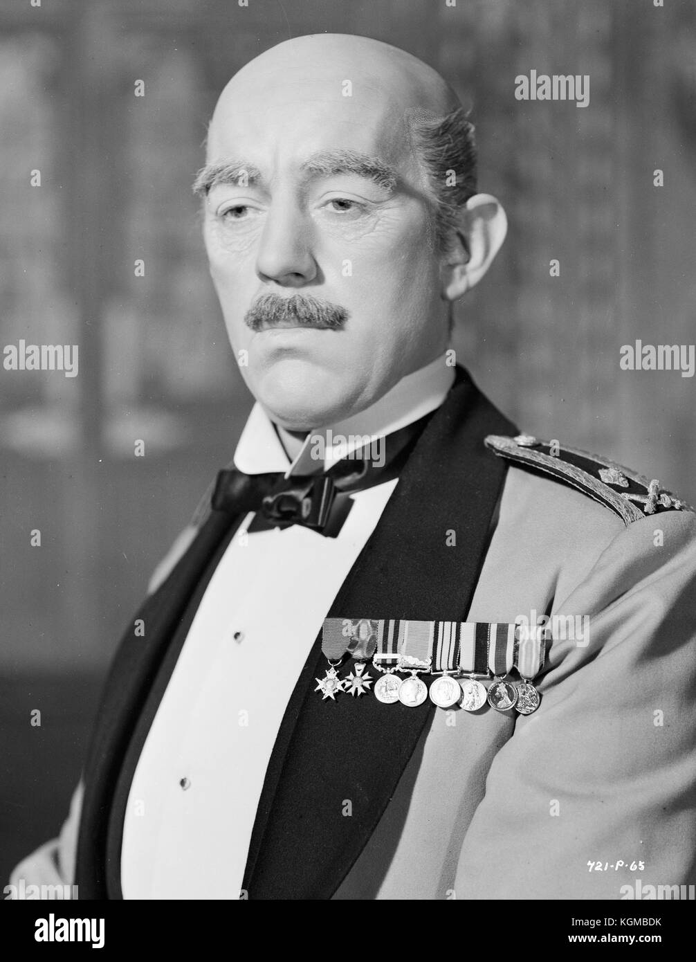 Kind Hearts and Coronets (1949) , Alec Guinness Stock Photo - Alamy