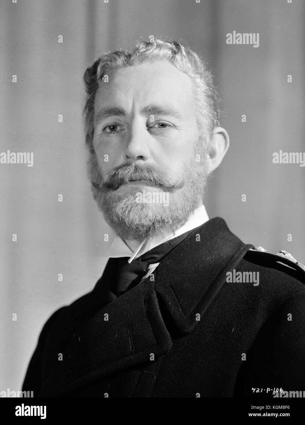 Kind Hearts and Coronets (1949) , Alec Guinness , Valerie Hobson Stock ...