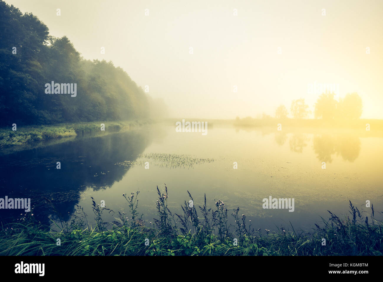 Warm colors in foggy sunset hi-res stock photography and images - Alamy