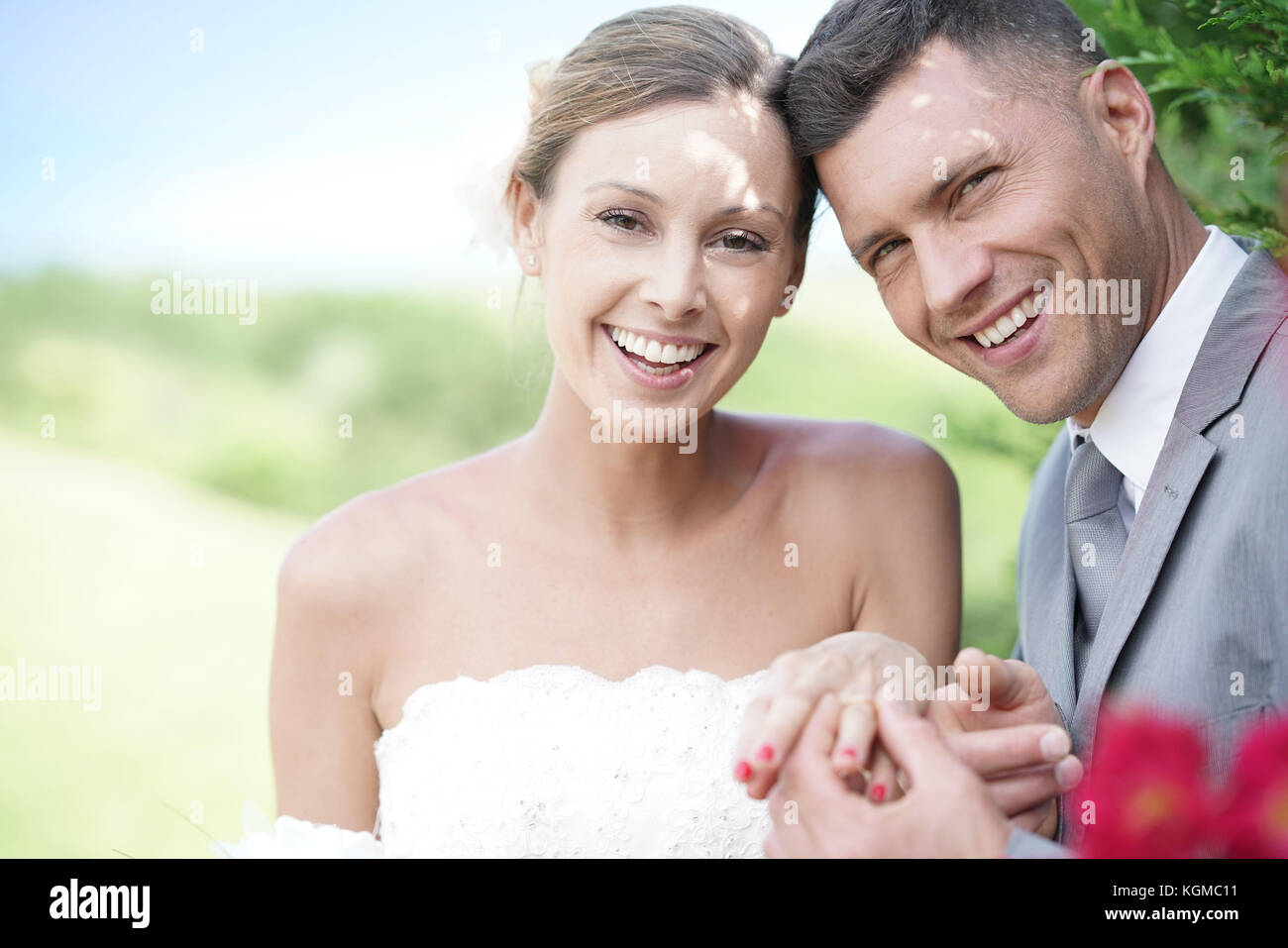Portrait bride groom sharing hi-res stock photography and images - Alamy