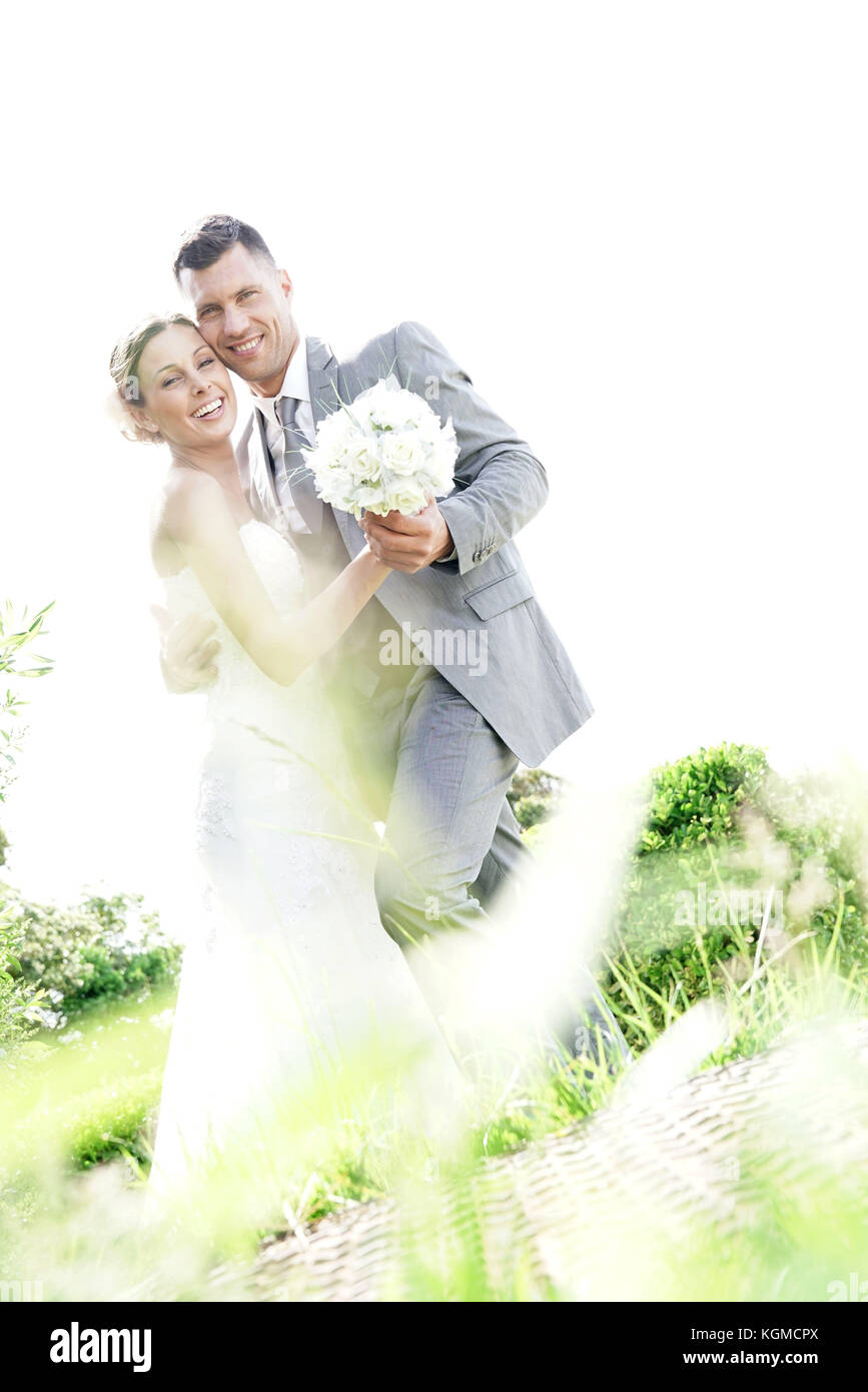 Happy married couple on their wedding day Stock Photo - Alamy