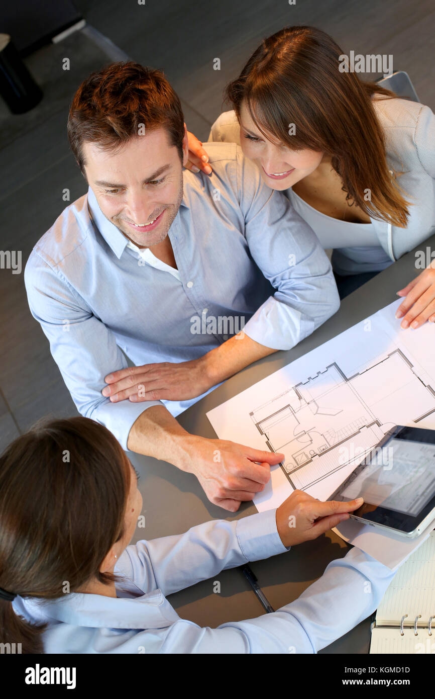 Architect plans house client hi-res stock photography and images - Alamy