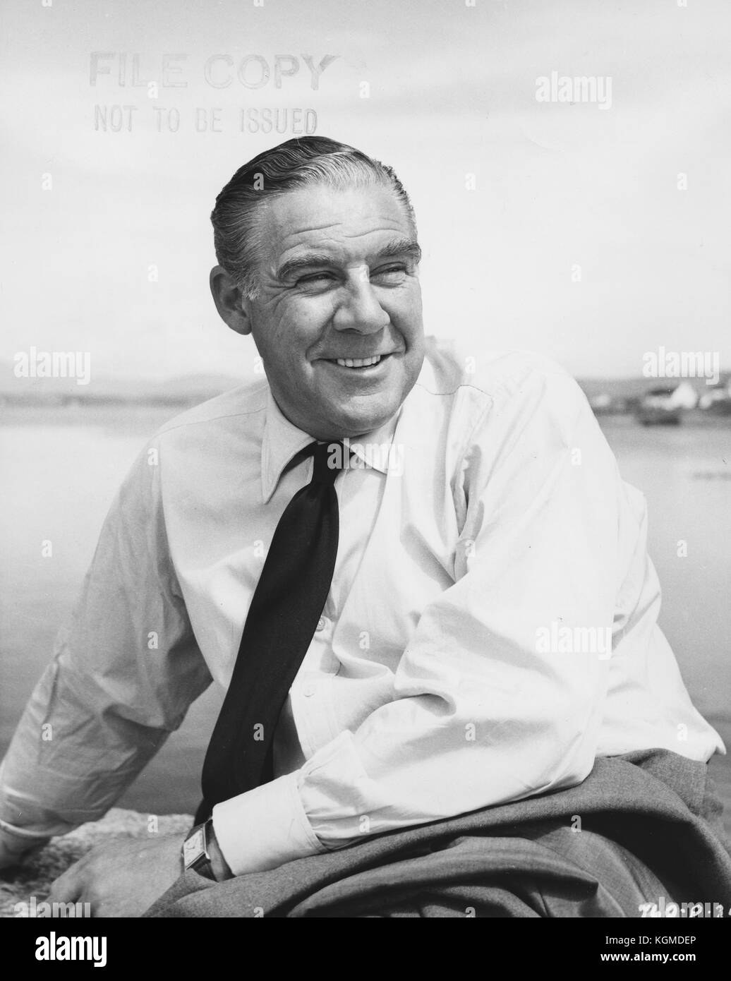 The maggie 1954 paul douglas hi-res stock photography and images - Alamy