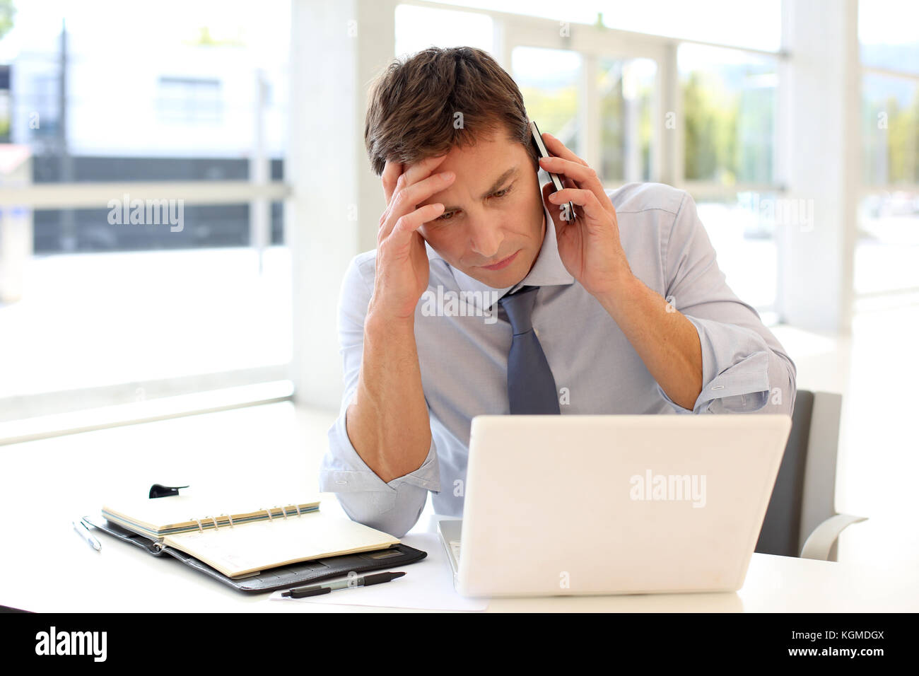 Worried Look High Resolution Stock Photography and Images - Alamy