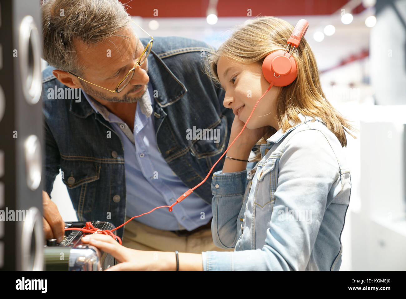 Daughter of music hi-res stock photography and images - Alamy
