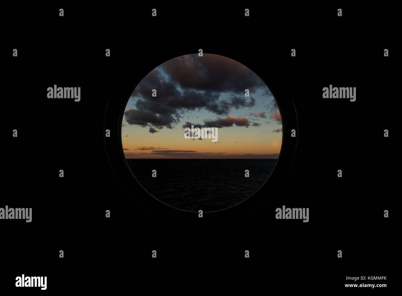 Round boat window hi-res stock photography and images - Alamy