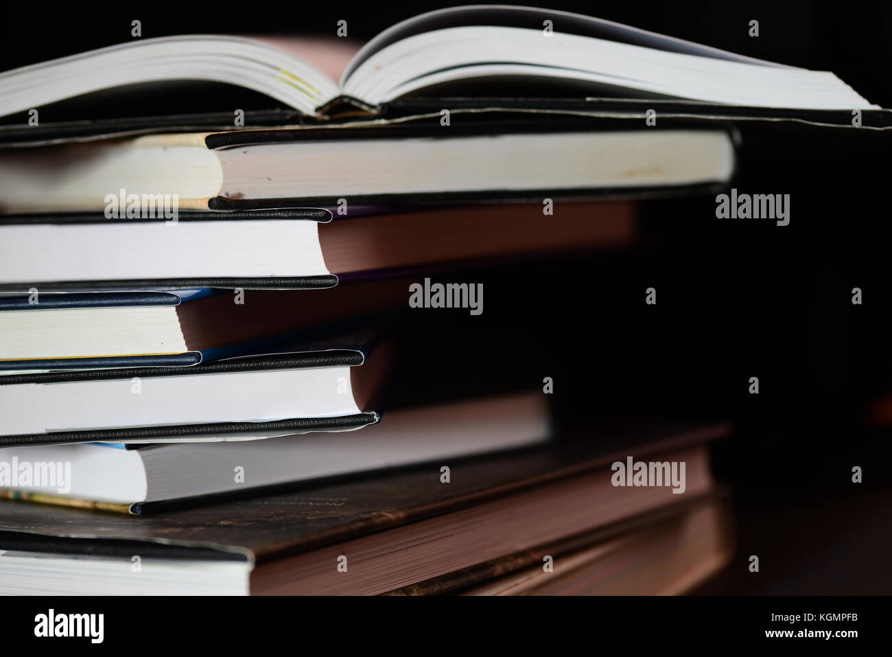 Resource books hi-res stock photography and images - Alamy