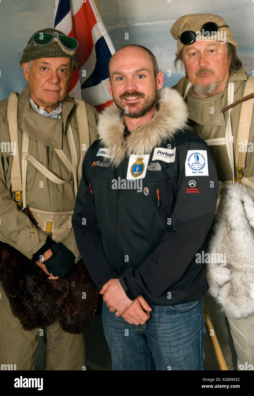 Polar explorer arctic expedition hi-res stock photography and images ...