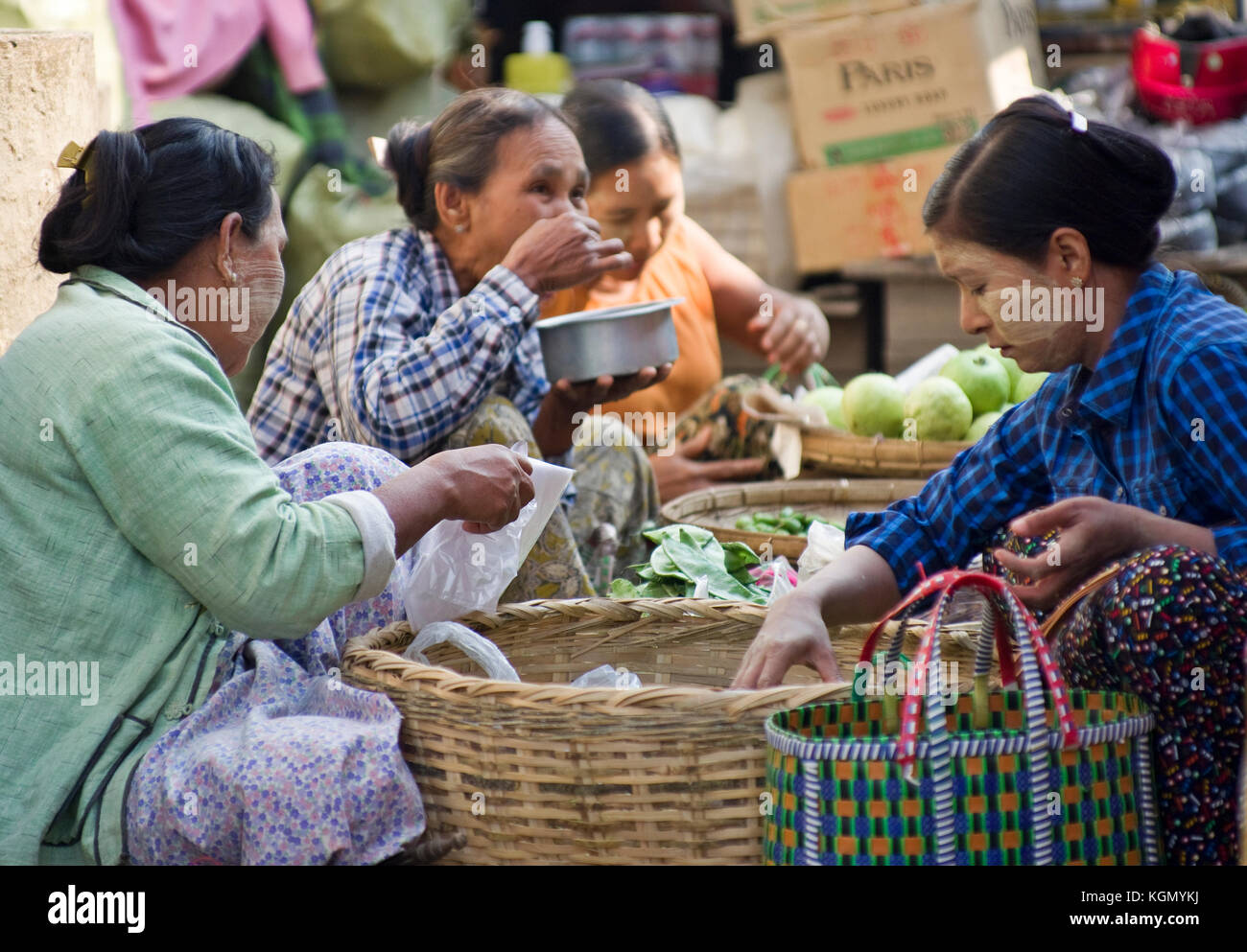 Farmers produce trade and commerce hi-res stock photography and images ...
