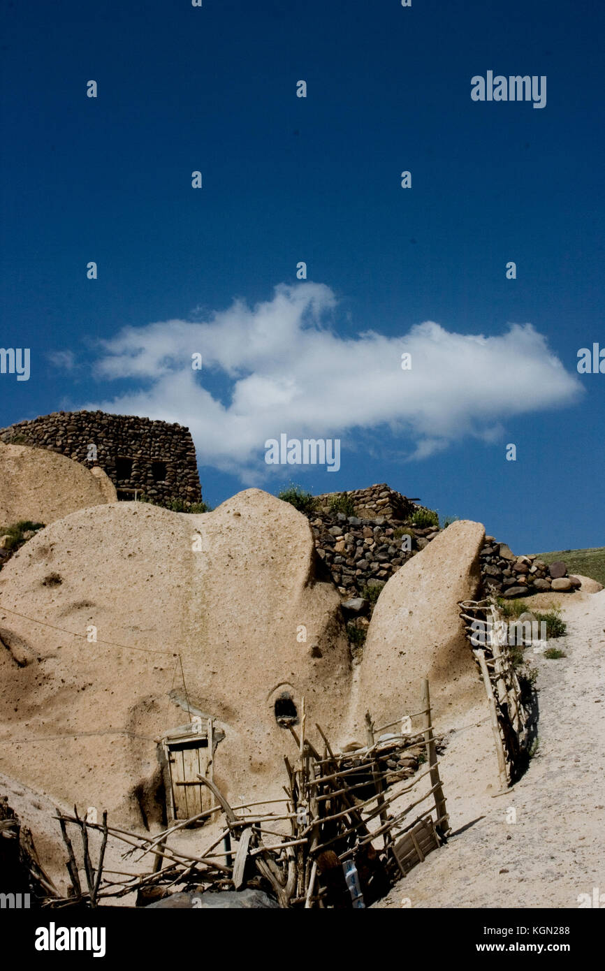 Kandovan, also known as Kanvan is a village in the Central District of ...
