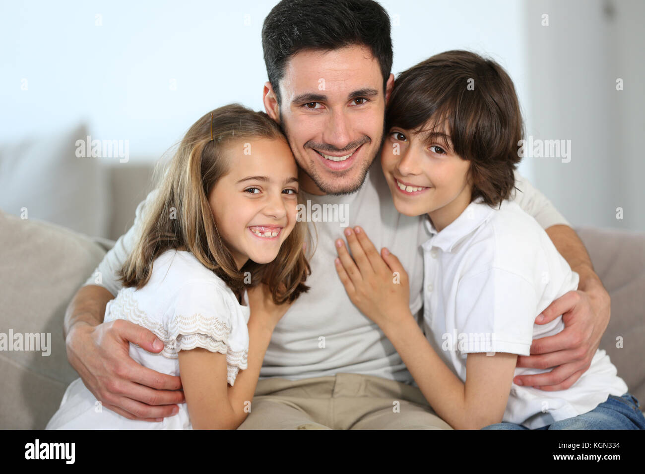 Single dad three children hi-res stock photography and images - Alamy