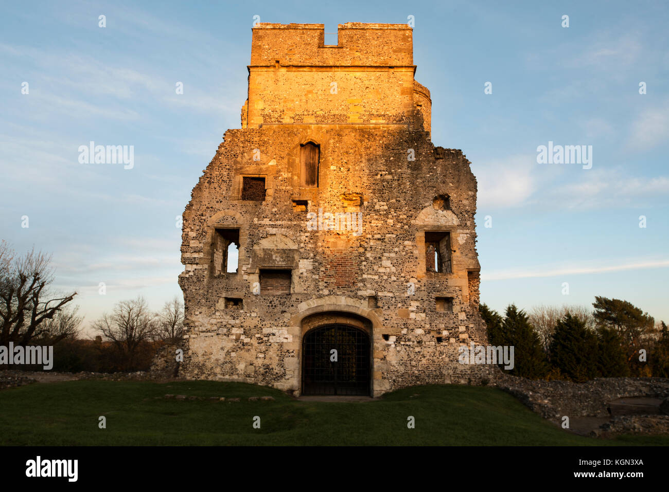 Donnington Castle, evening and sunset Stock Photo - Alamy