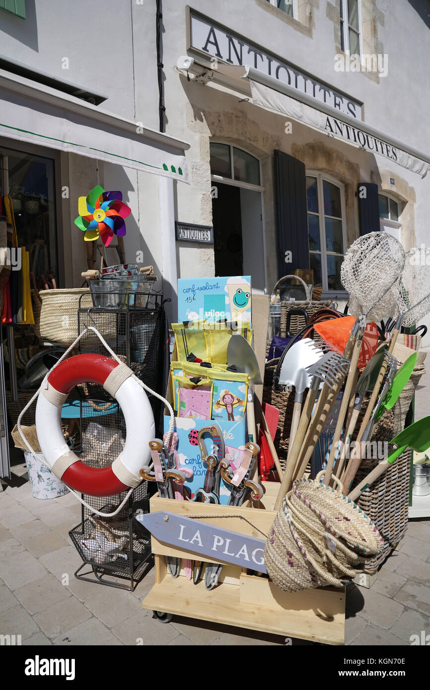 Summer articles shop Stock Photo - Alamy