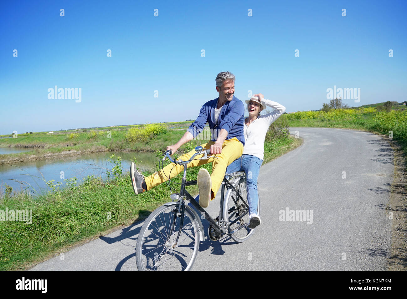 2 people riding a bike hi-res stock photography and images - Alamy