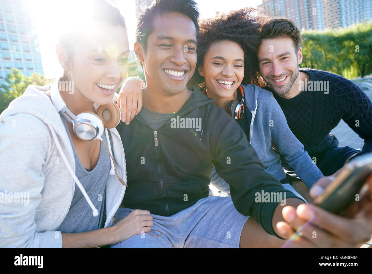 Friends hi-res stock photography and images - Alamy