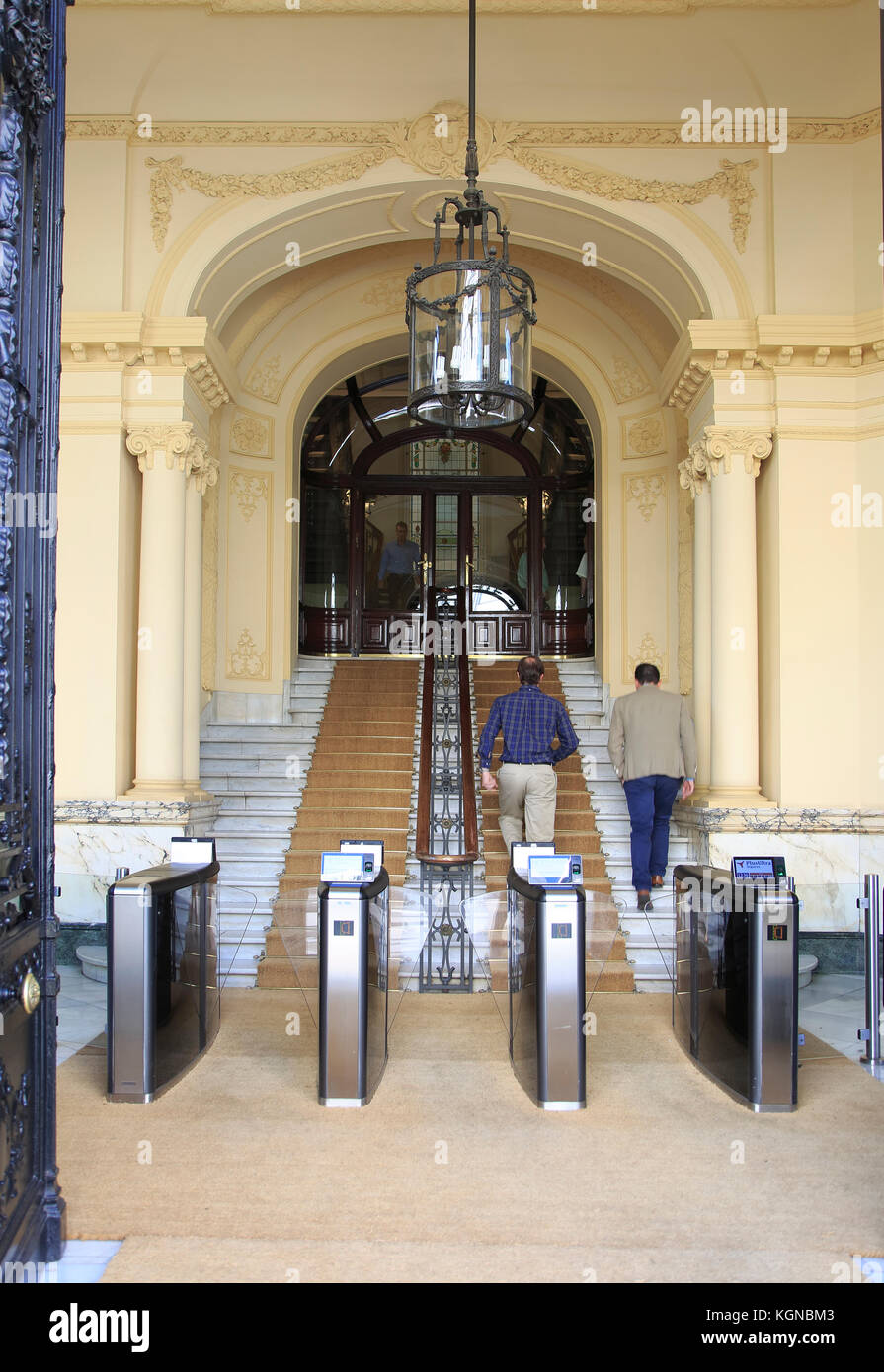 Plus ultra building hi-res stock photography and images - Alamy