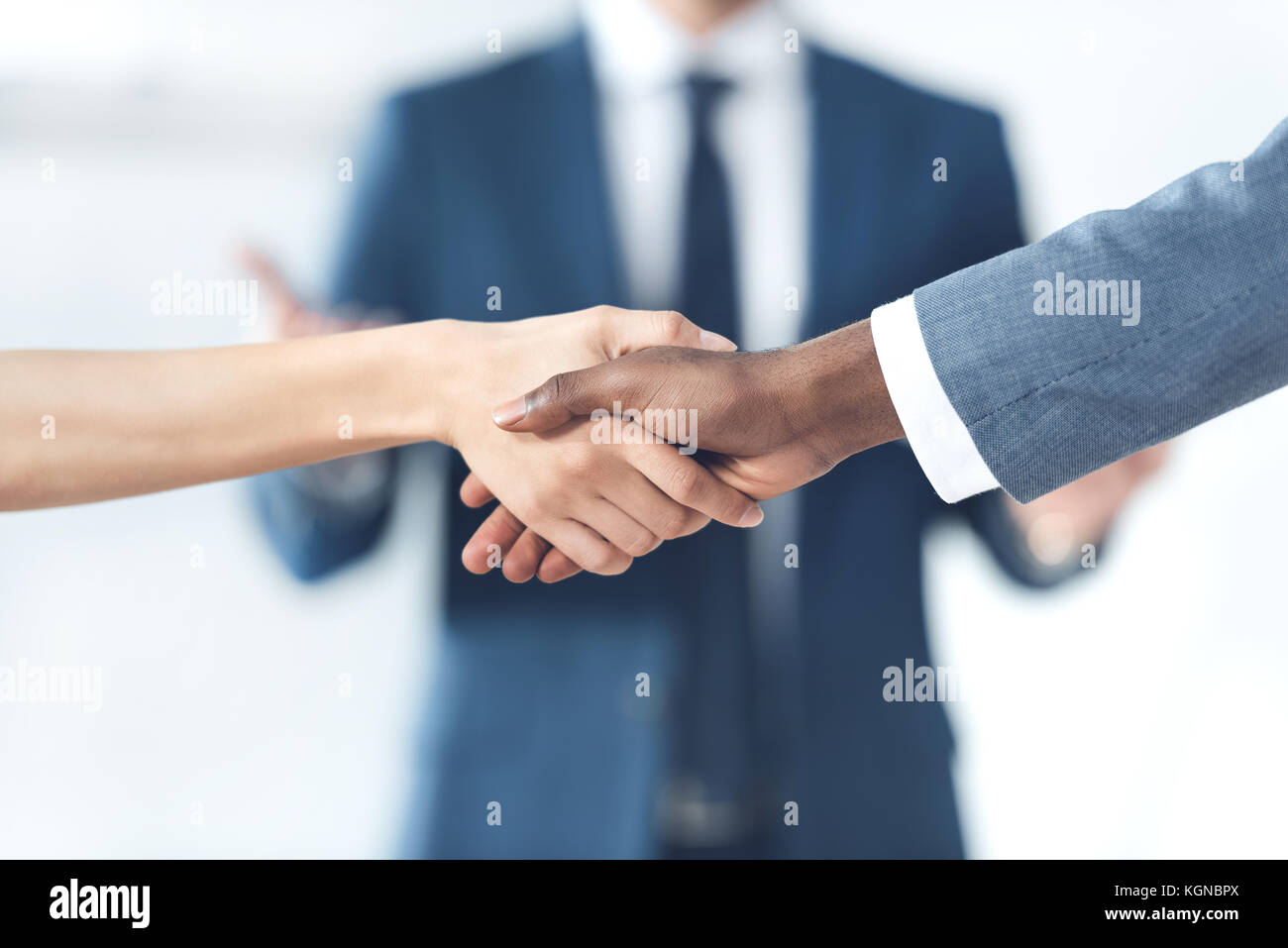 Female handshake close up hi-res stock photography and images - Alamy