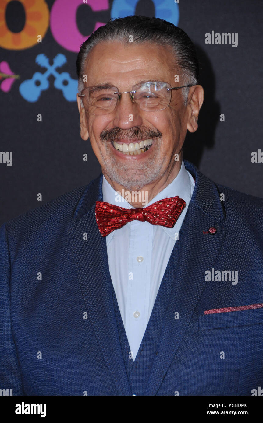 Alfonso arau hi-res stock photography and images - Alamy