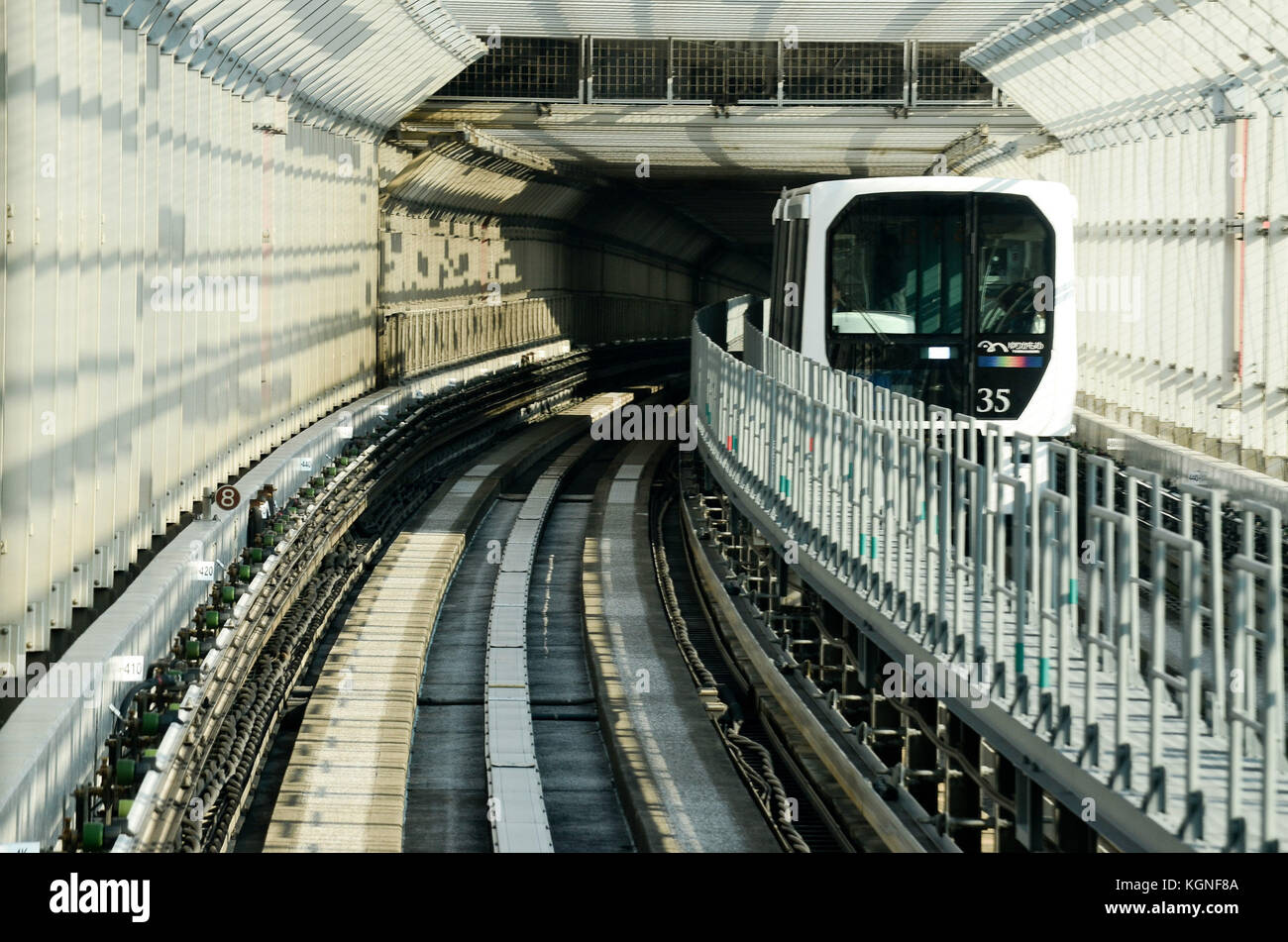 Yokosuka train line hi-res stock photography and images - Alamy