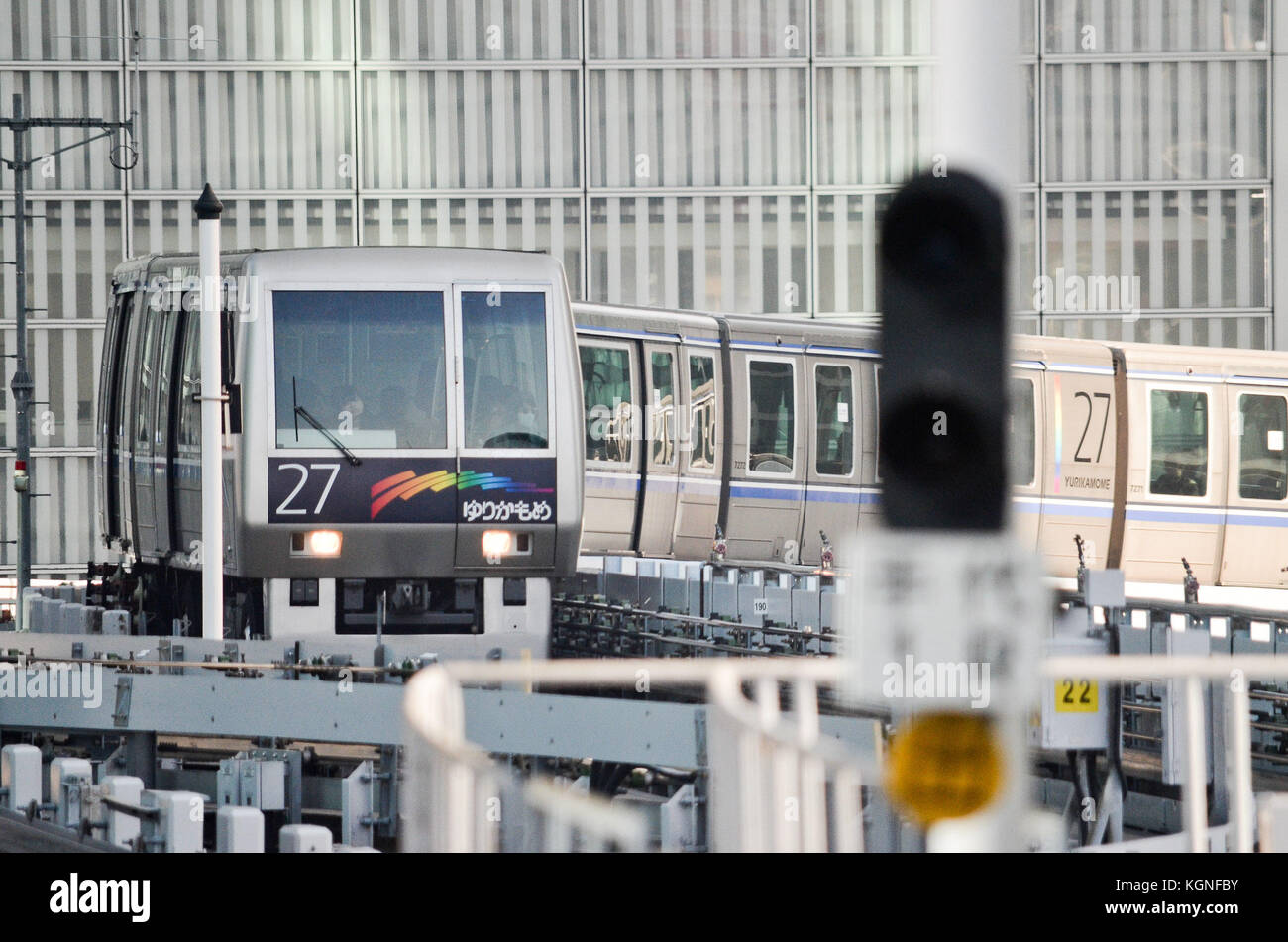 Tokyo, Japan. 7th Nov, 2017. November 8, 2017. A Yurikamome Line train ...