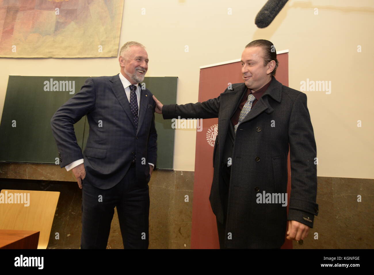 Mirek Topolanek High Resolution Stock Photography and Images - Alamy