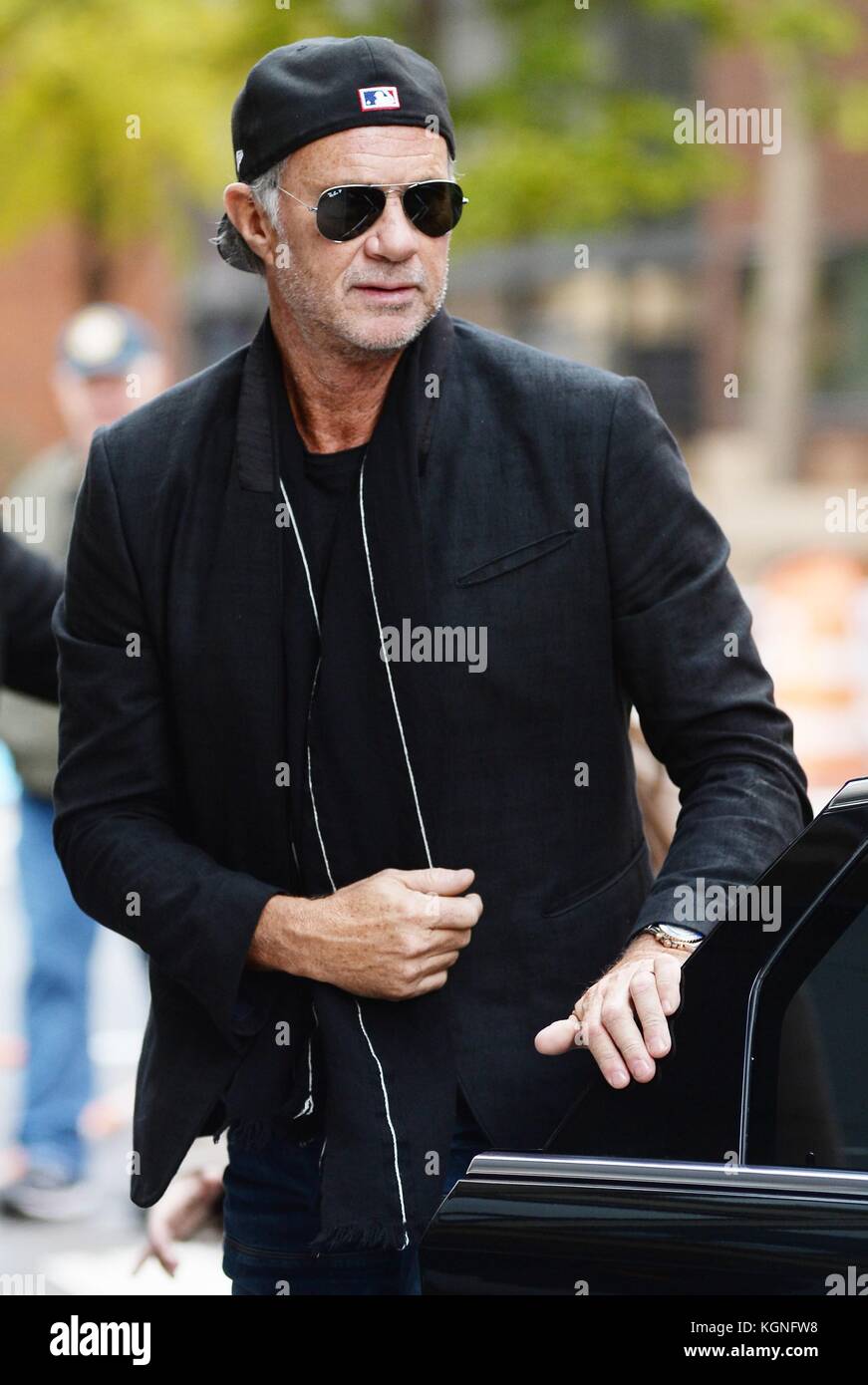 Chad Smith at arrivals for AOL Build Series: Celebrity Arrivals, AOL ...