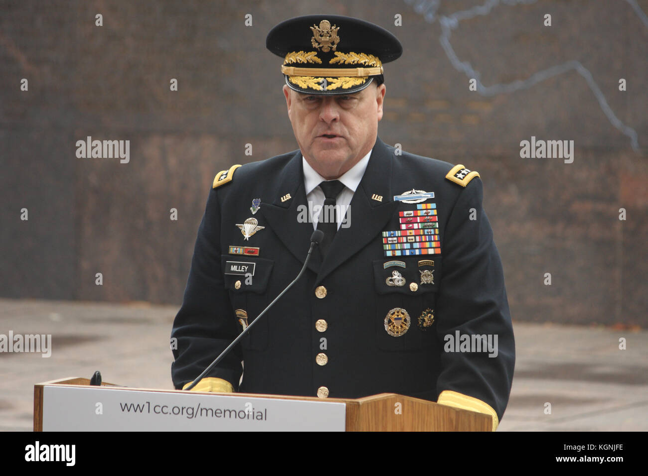 General mark milley hi-res stock photography and images - Alamy