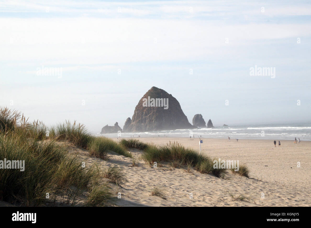 Cannon Beach, USA. 3rd Sep, 2017. View of the Haystack Rock at the ...