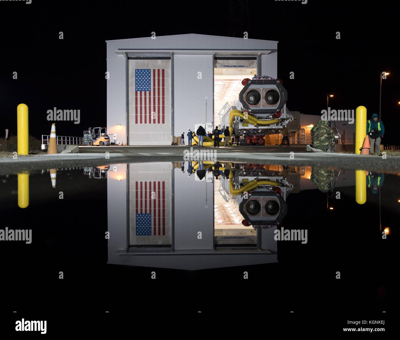 Wattsville, Virginia, USA. 09th Nov, 2017. The Orbital ATK Antares ...